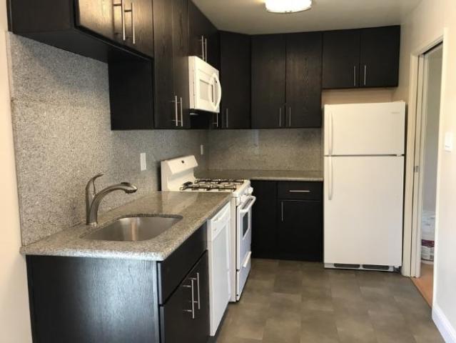 1 Br, 1 bath, Condo 2133 Grant Street