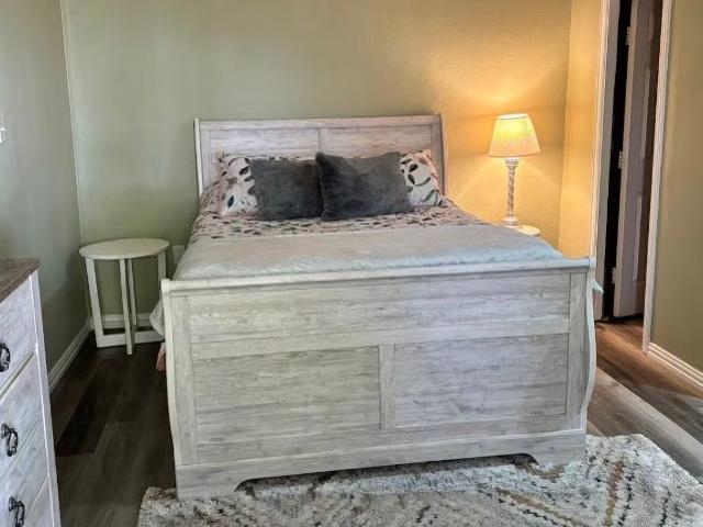 1 Br, 1 bath, Condo 214 Willis Ave