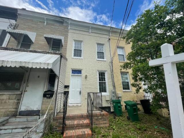 1 Br, 1 bath, Condo 215 9th St