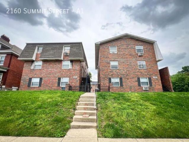1 Br, 1 bath, Condo 2160 Summit Street