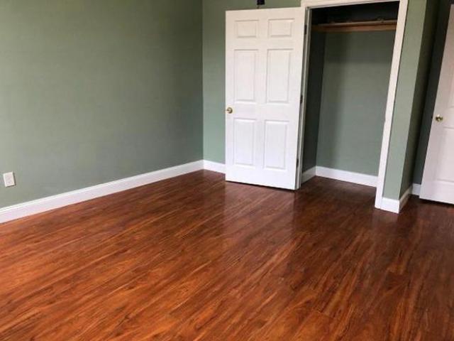 1 Br, 1 bath, Condo 216 E Main St