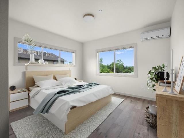 1 Br, 1 bath, Condo 21929 NE Halsey St
