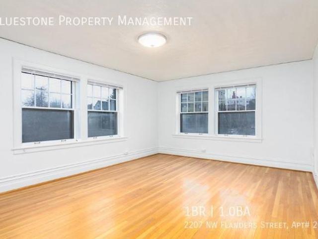 1 Br, 1 bath, Condo 2207 NW Flanders Street