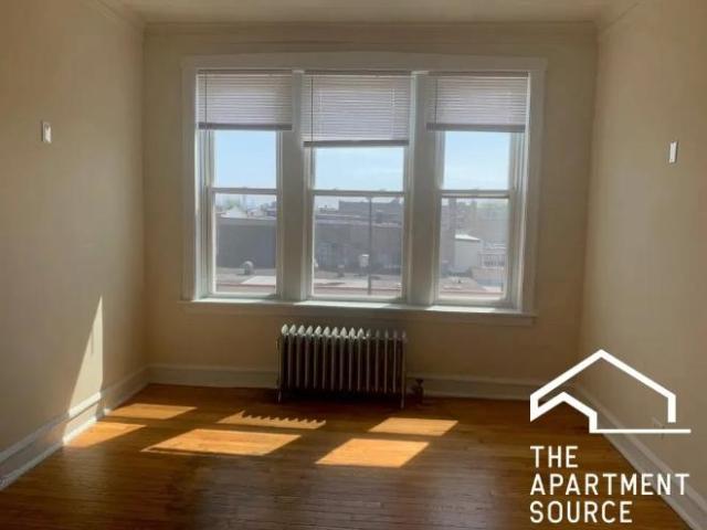 1 Br, 1 bath, Condo 2208 South 57th Avenue