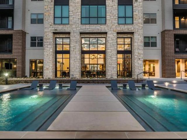 1 Br, 1 bath, Condo 2200 E State Highway 121