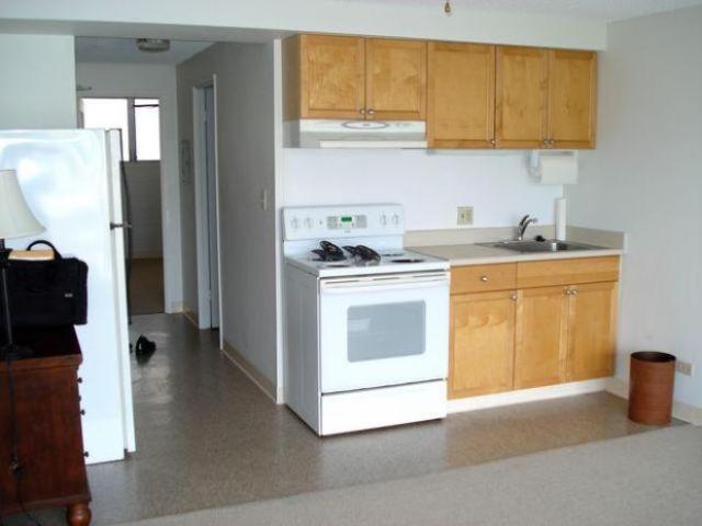 1 Br, 1 bath, Condo 2211 Ala Wai Blvd