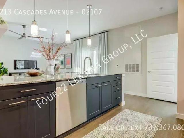 1 Br, 1 bath, Condo 2213 Cascades Avenue