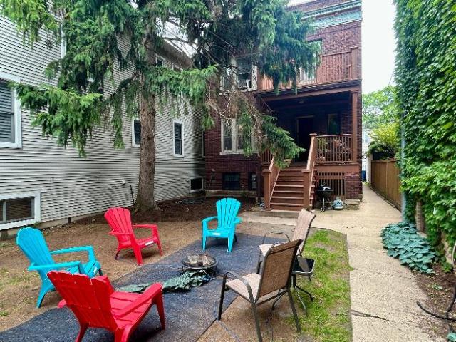 1 Br, 1 bath, Condo 2221 W School St
