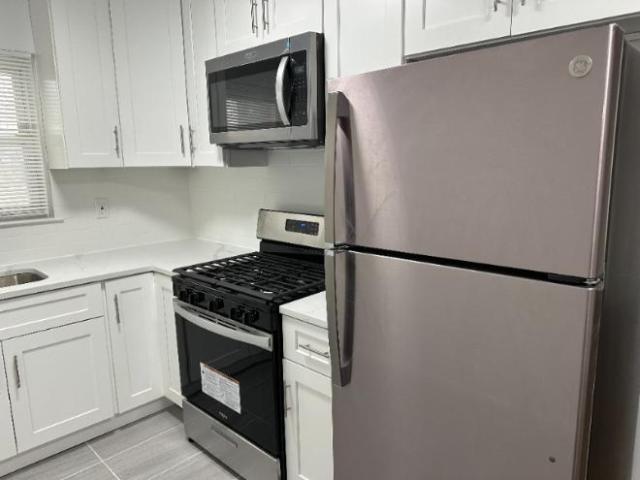 1 Br, 1 bath, Condo 223 50th Street