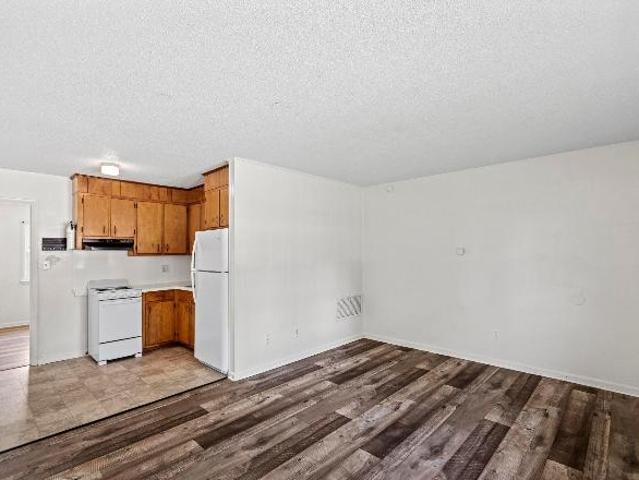 1 Br, 1 bath, Condo 224 Zack Circle