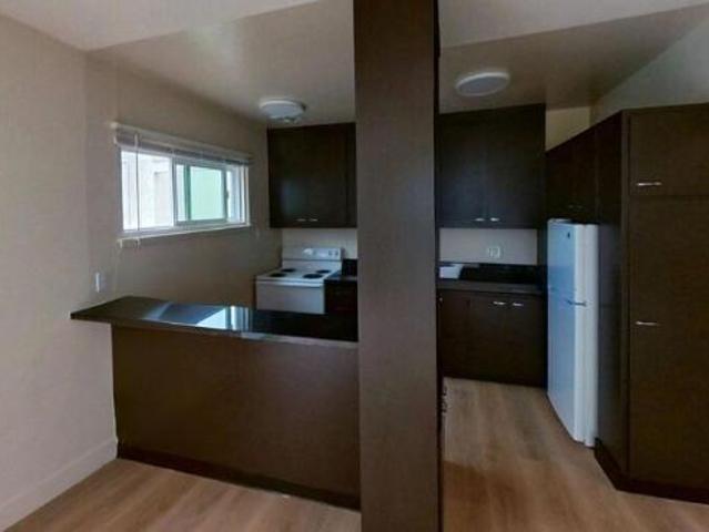 1 Br, 1 bath, Condo 2255 Hearst Ave