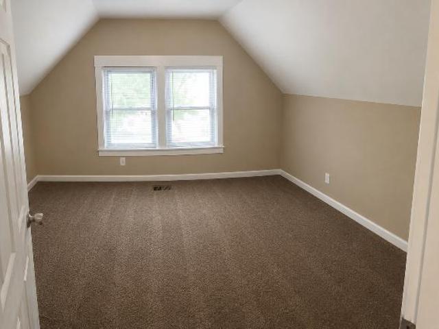 1 Br, 1 bath, Condo 225 Emming St