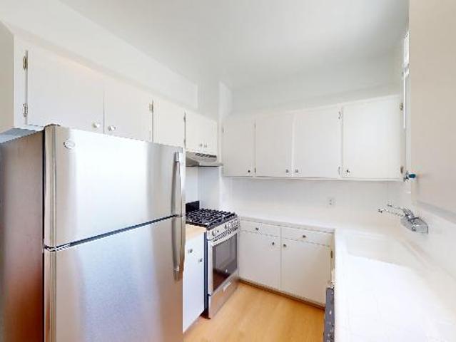 1 Br, 1 bath, Condo 225 Irving St