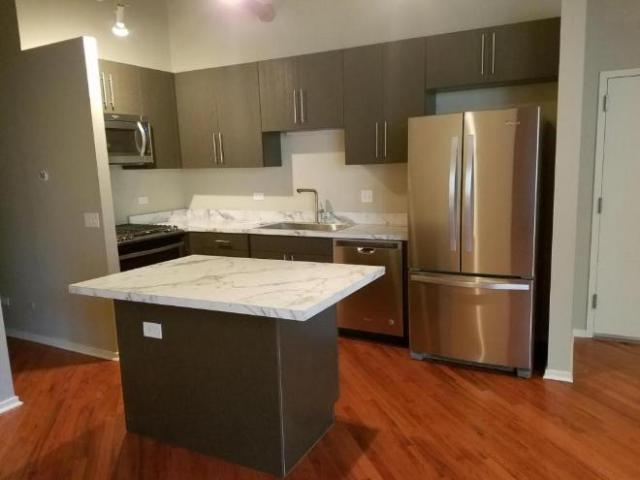 1 Br, 1 bath, Condo 226 N Clinton Street