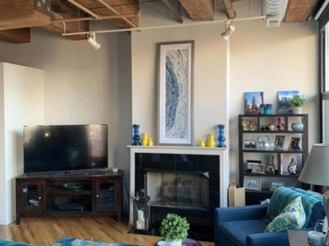 1 Br, 1 bath, Condo 226 N Clinton Street