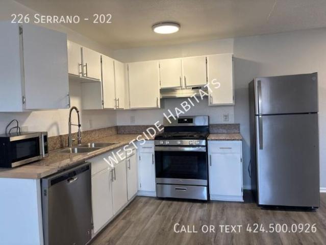 1 Br, 1 bath, Condo 226 Serrano
