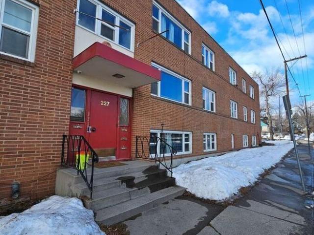 1 Br, 1 bath, Condo 227 Hauser