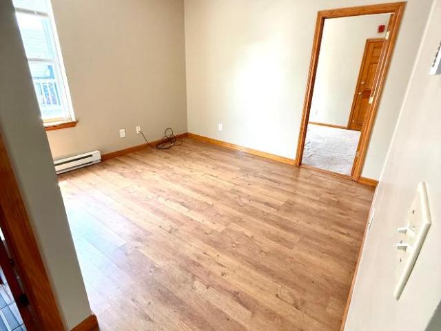 1 Br, 1 bath, Condo 22 Lawrence St