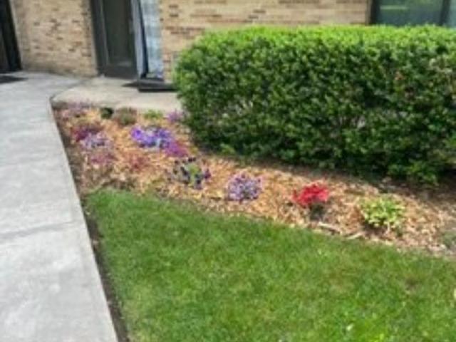 1 Br, 1 bath, Condo 22 Riverside Dr