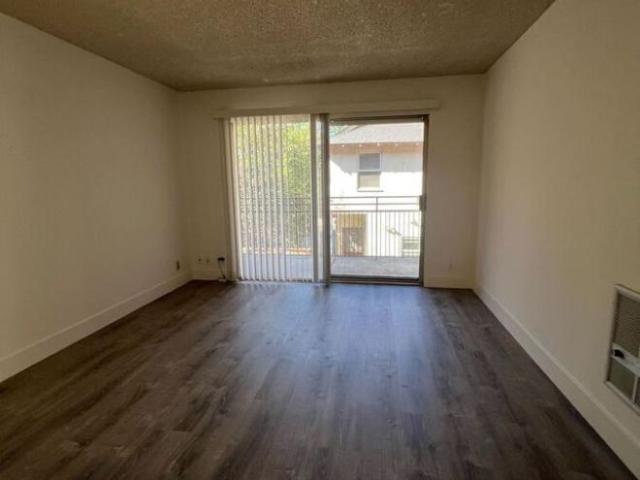 1 Br, 1 bath, Condo 2309 Blake Street