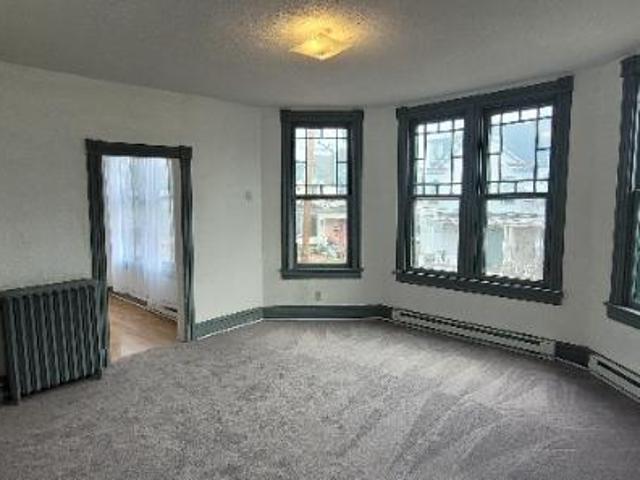 1 Br, 1 bath, Condo 231 B S Prospect St