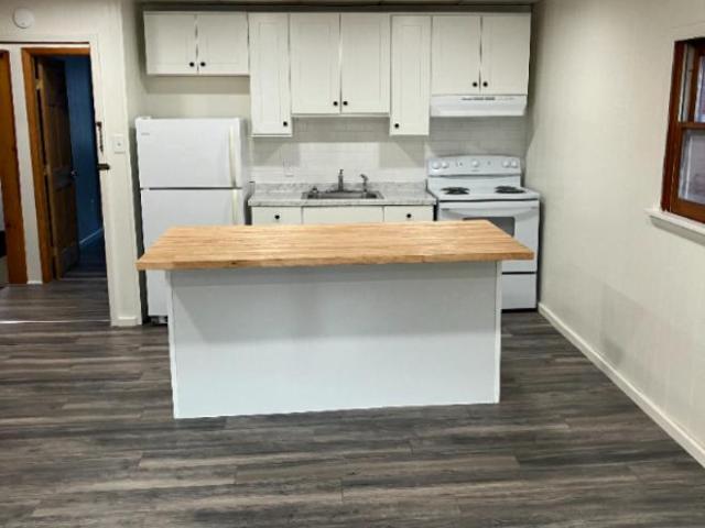 1 Br, 1 bath, Condo 231 Main Street