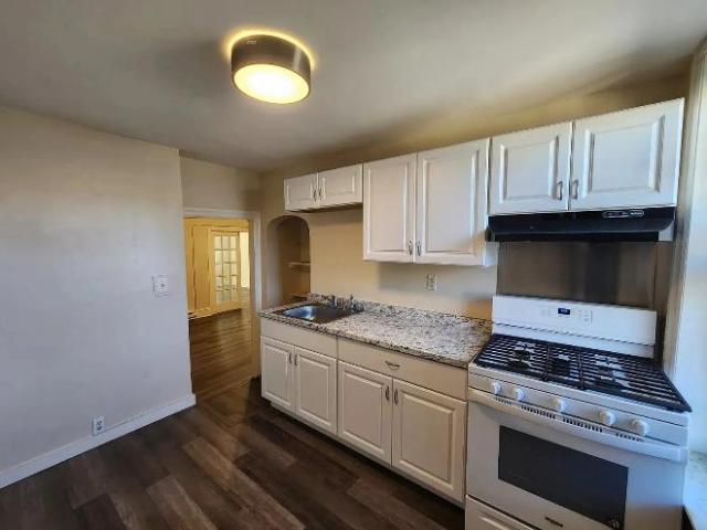 1 Br, 1 bath, Condo 232 Cooper St