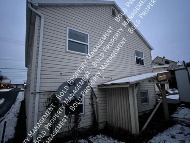 1 Br, 1 bath, Condo 232 W Market St