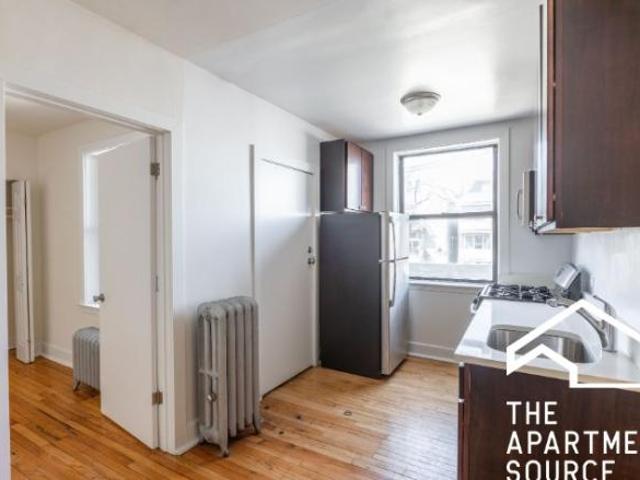 1 Br, 1 bath, Condo 2334 N Spaulding Ave