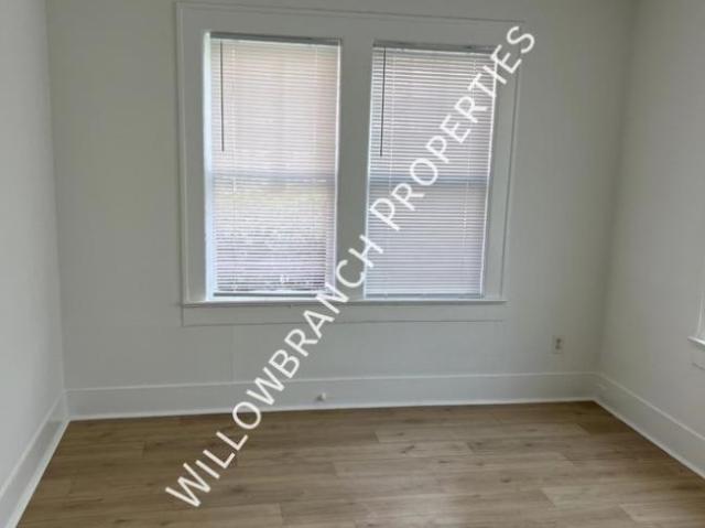 1 Br, 1 bath, Condo 2335 Riverside Avenue