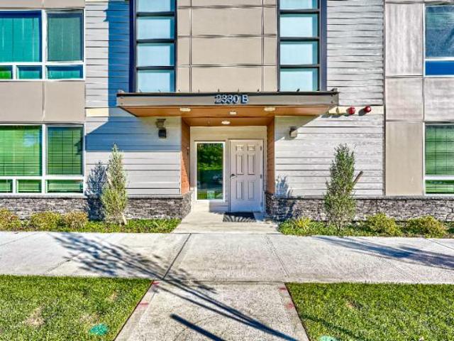 1 Br, 1 bath, Condo 2330 Yakima Court