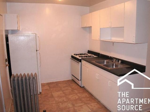 1 Br, 1 bath, Condo 2332 North Spaulding Ave