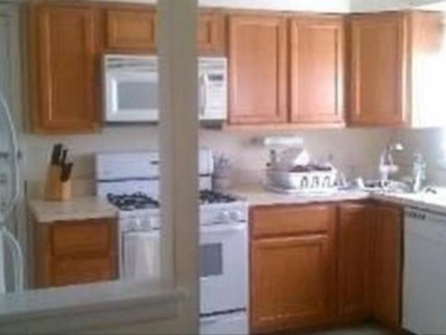 1 Br, 1 bath, Condo 2346 W 111th St