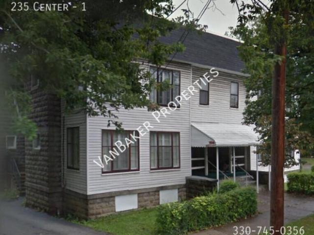 1 Br, 1 bath, Condo 235 Center