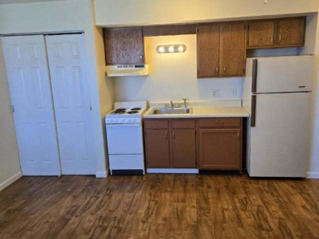 1 Br, 1 bath, Condo 27 Scioto Dr