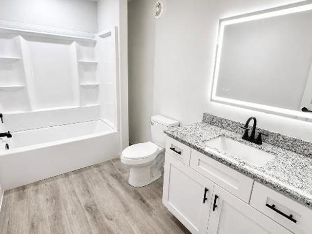 1 Br, 1 bath, Condo 2405 Judson Rd