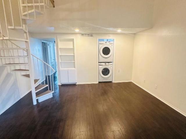 1 Br, 1 bath, Condo 2401 Leon St