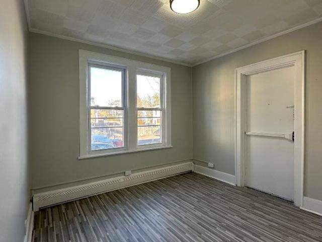 1 Br, 1 bath, Condo 240 E9th St