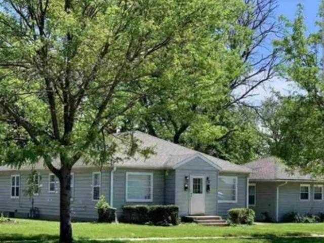 1 Br, 1 bath, Condo 2417 N Rockton Ave