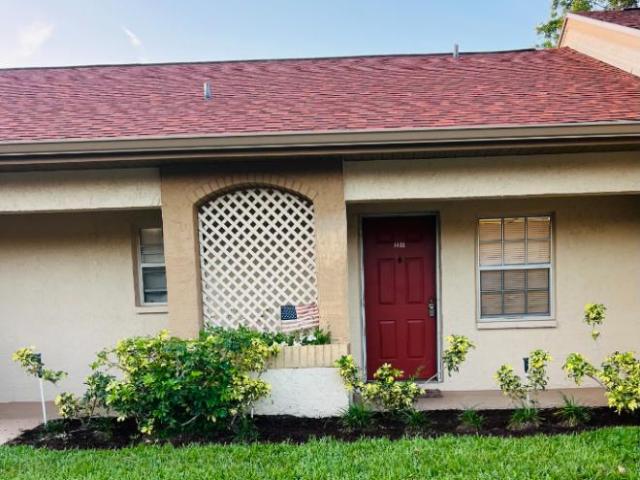 1 Br, 1 bath, Condo 2460 Northside Dr