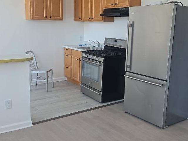 1 Br, 1 bath, Condo 246 E Hanover Street
