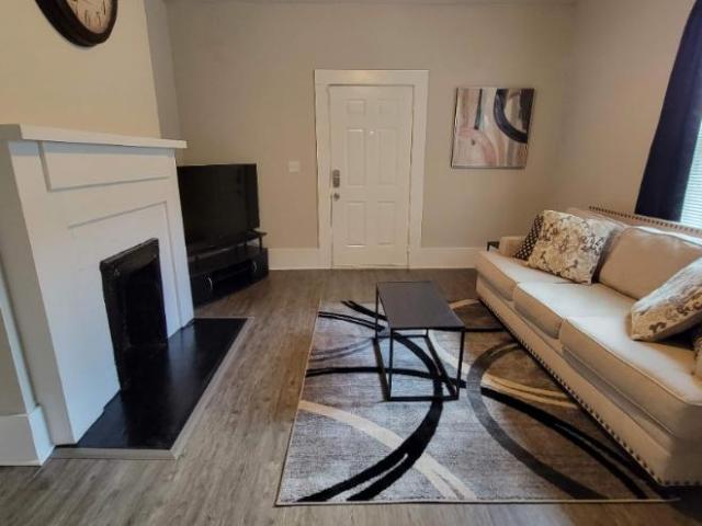 1 Br, 1 bath, Condo 246 Ellis Street