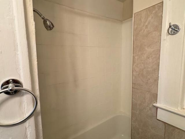 1 Br, 1 bath, Condo 249 Pillette Rd