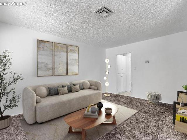 1 Br, 1 bath, Condo 2508 E Mesquite Ave