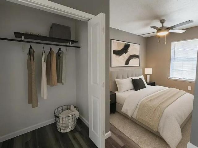 1 Br, 1 bath, Condo 2508 Ridgmar Blvd