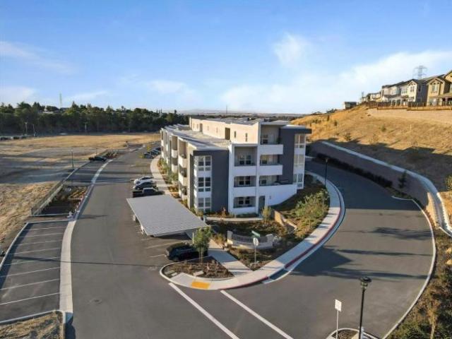 1 Br, 1 bath, Condo 2500 Wildflower Station Pl