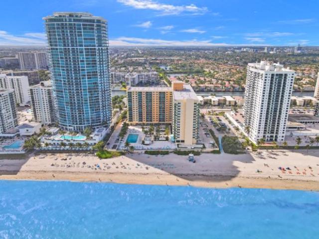 1 Br, 1 bath, Condo 2501 S Ocean Dr
