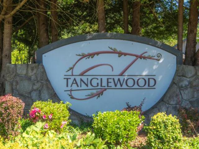 1 Br, 1 bath, Condo 25025 SE Klahanie Blvd