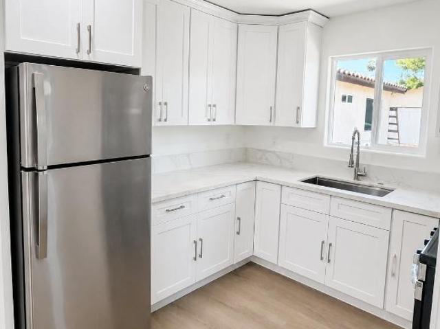1 Br, 1 bath, Condo 25423 State St