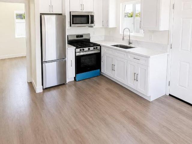 1 Br, 1 bath, Condo 25423 State St